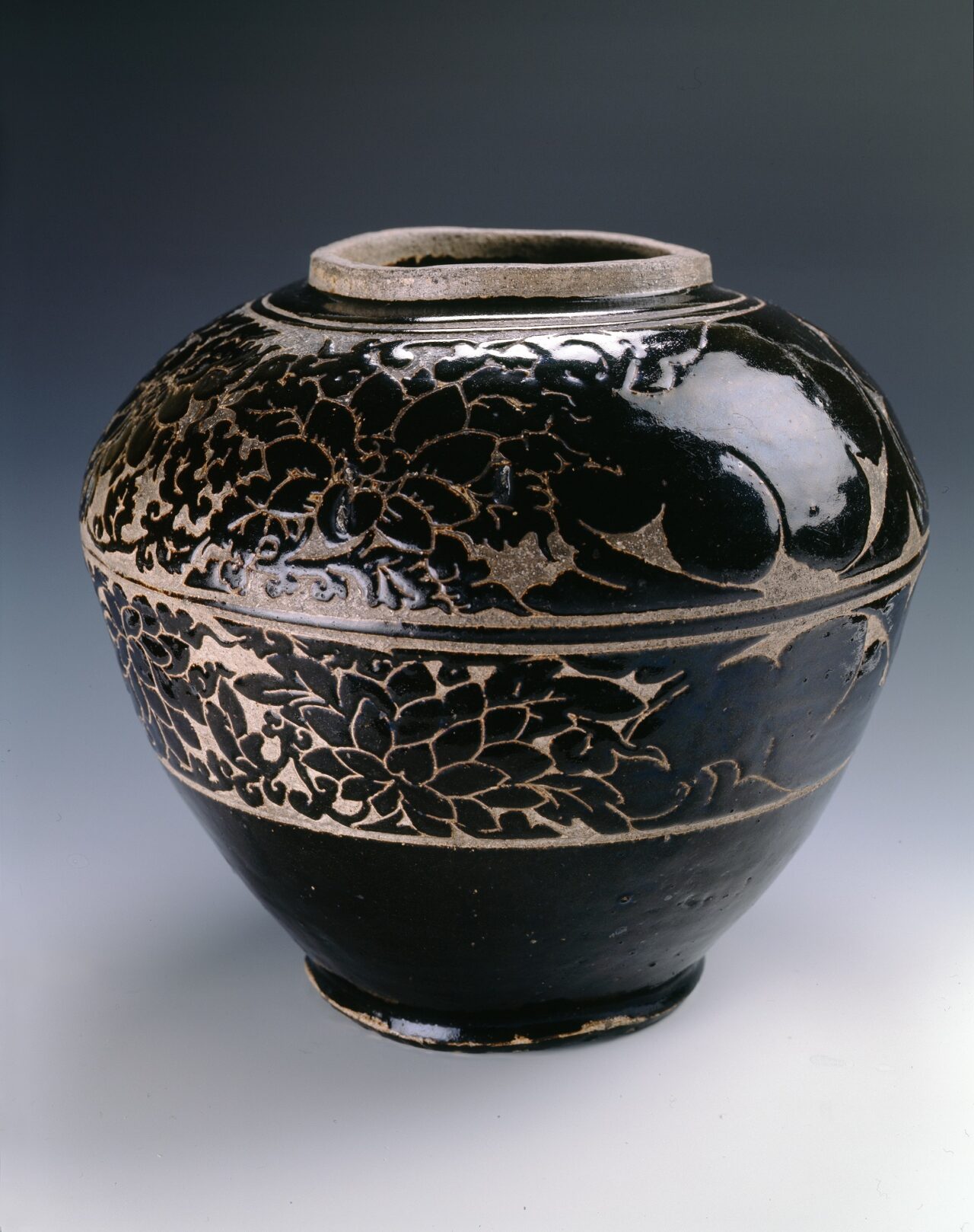 Large Cizhou baluster jar - Newport Restoration Foundation