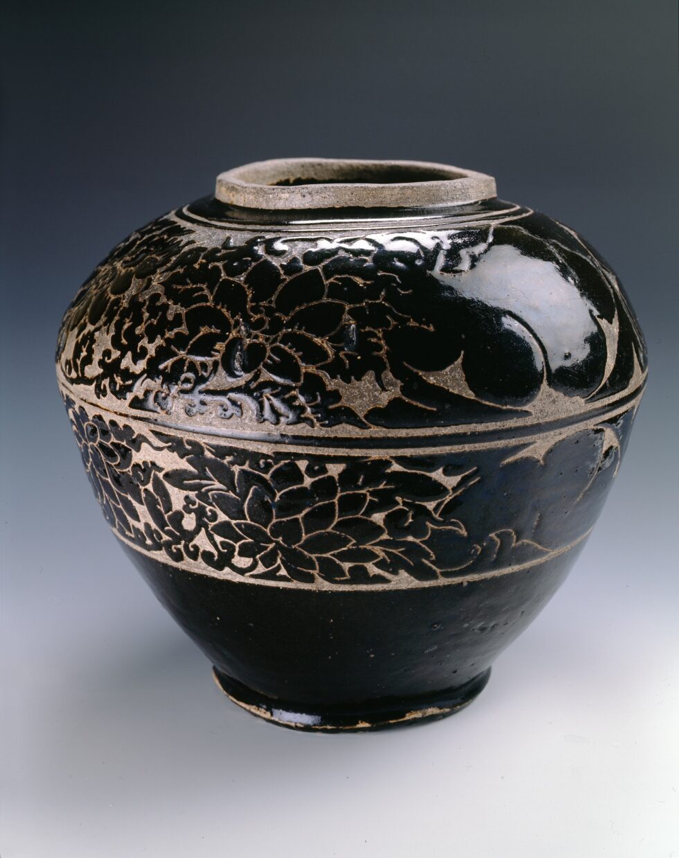 Large Cizhou baluster jar - Newport Restoration Foundation