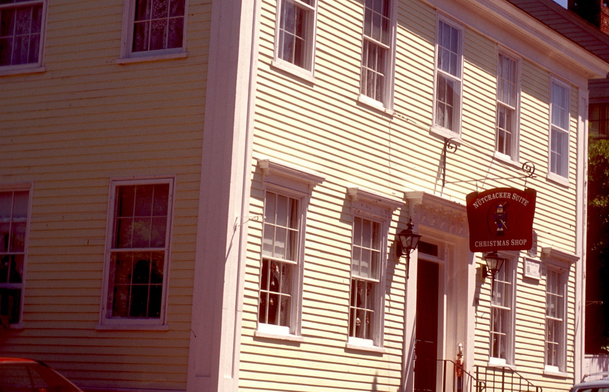 22 Mill Street - Newport Restoration Foundation